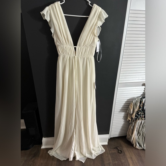 Lulus | Dresses | Lulus White Maxi Dress | Poshmark